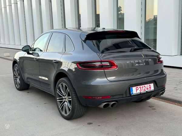 Brown Porsche Macan 2016 in Vilnius, with an engine capacity of 3.00 L and mileage of 112 thousand km for 23500 €, photo 3 on AUTOMOTO.COM.LV