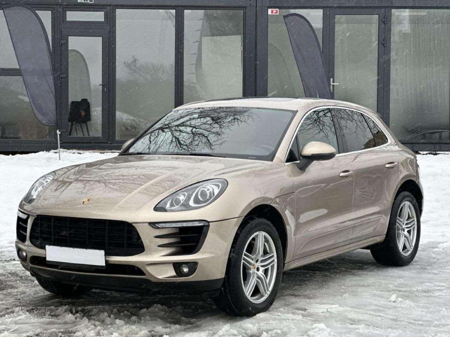 Brown Porsche Macan 2017 in Vilnius, with an engine capacity of 3.00 L and mileage of 137 thousand km for 19800 €, photo 1 on AUTOMOTO.COM.LV