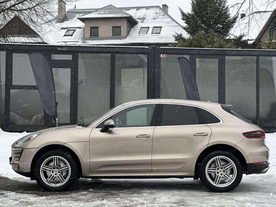 Brown Porsche Macan 2017 in Vilnius, with an engine capacity of 3.00 L and mileage of 137 thousand km for 19800 €, photo 5 on AUTOMOTO.COM.LV