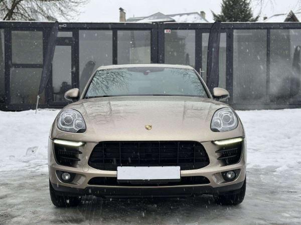 Brown Porsche Macan 2017 in Vilnius, with an engine capacity of 3.00 L and mileage of 137 thousand km for 19800 €, photo 7 on AUTOMOTO.COM.LV