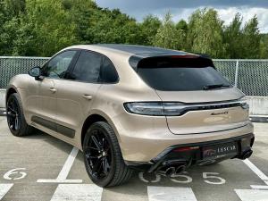Brown Porsche Macan 2017 in Klaipeda, with an engine capacity of 2.97 L and mileage of 178 thousand km for 34500 €, photo 6 on AUTOMOTO.COM.LV