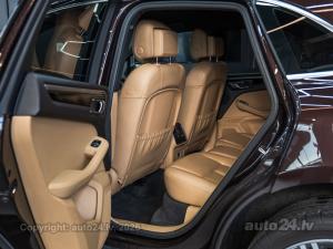 Brūns Porsche Macan 2017 Tallina, ar dzinēja tilpumu 3.00 L un nobraukumu 164 tūkst. km par 36900 €, foto 8 vietnē AUTOMOTO.COM.LV