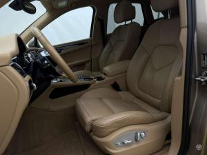 Brown Porsche Macan 2017 in Vilnius, with an engine capacity of 3.00 L and mileage of 82 thousand km for 27300 €, photo 11 on AUTOMOTO.COM.LV