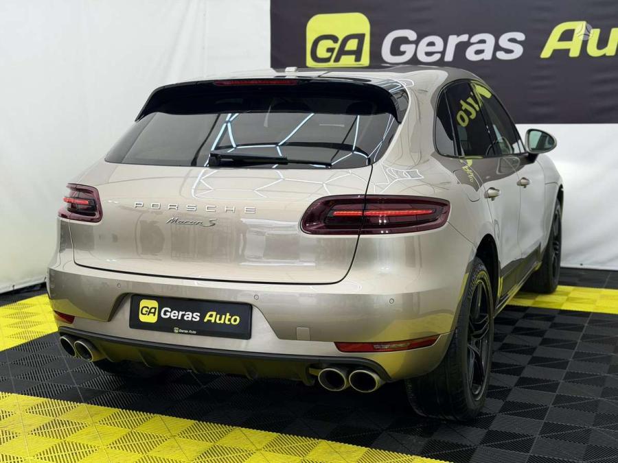 Brown Porsche Macan 2017 in Vilnius, with an engine capacity of 3.00 L and mileage of 82 thousand km for 27300 €, photo 5 on AUTOMOTO.COM.LV