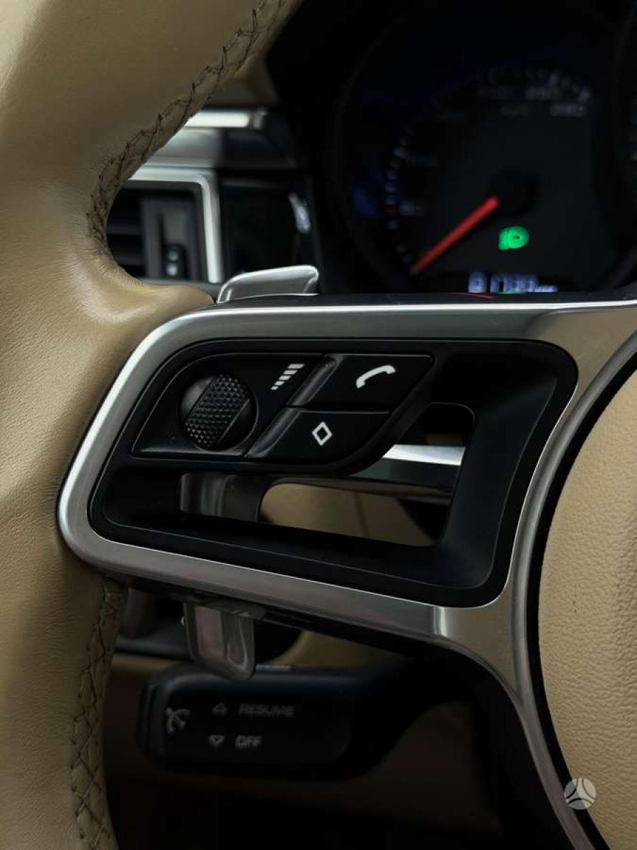 Brūns Porsche Macan 2017 Viļņa, ar dzinēja tilpumu 3.00 L un nobraukumu 82 tūkst. km par 27300 €, foto 33 vietnē AUTOMOTO.COM.LV
