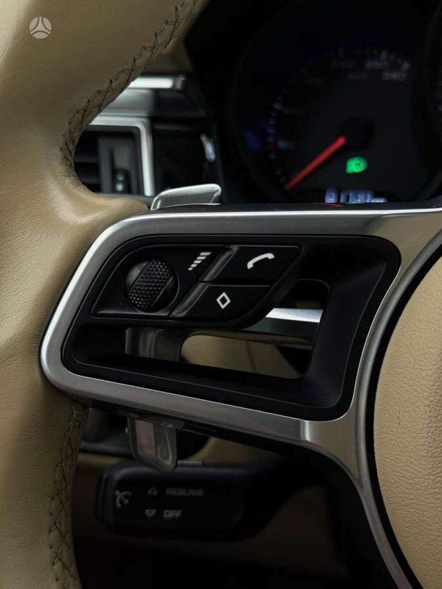 Brūns Porsche Macan 2017 Viļņa, ar dzinēja tilpumu 3.00 L un nobraukumu 82 tūkst. km par 27300 €, foto 33 vietnē AUTOMOTO.COM.LV