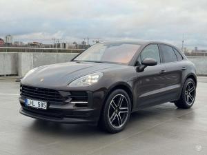 Brown Porsche Macan 2019 in Vilnius, with an engine capacity of 1.98 L and mileage of 34 thousand km for 44900 €, photo  on AUTOMOTO.COM.LV
