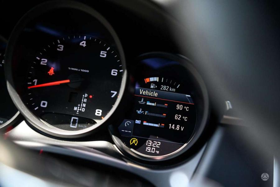 Коричневый Порше Масан 2019 в Вильнюс, объемом двигателя 1.98 л и пробегом 81 тыс. км за 39999 €, фото 40 на AUTOMOTO.COM.LV