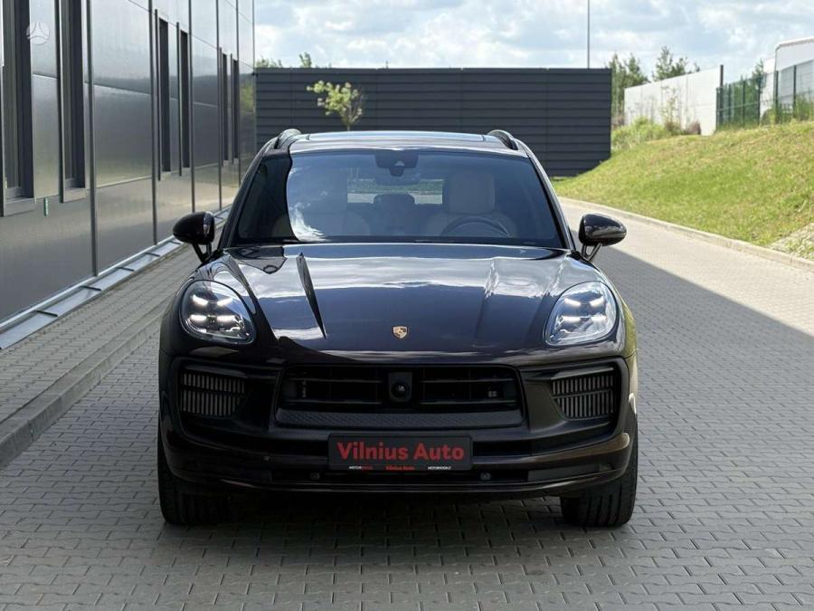 Brown Porsche Macan 2021 in Vilnius, with an engine capacity of 2.99 L and mileage of 57 thousand km for 49900 €, photo 3 on AUTOMOTO.COM.LV