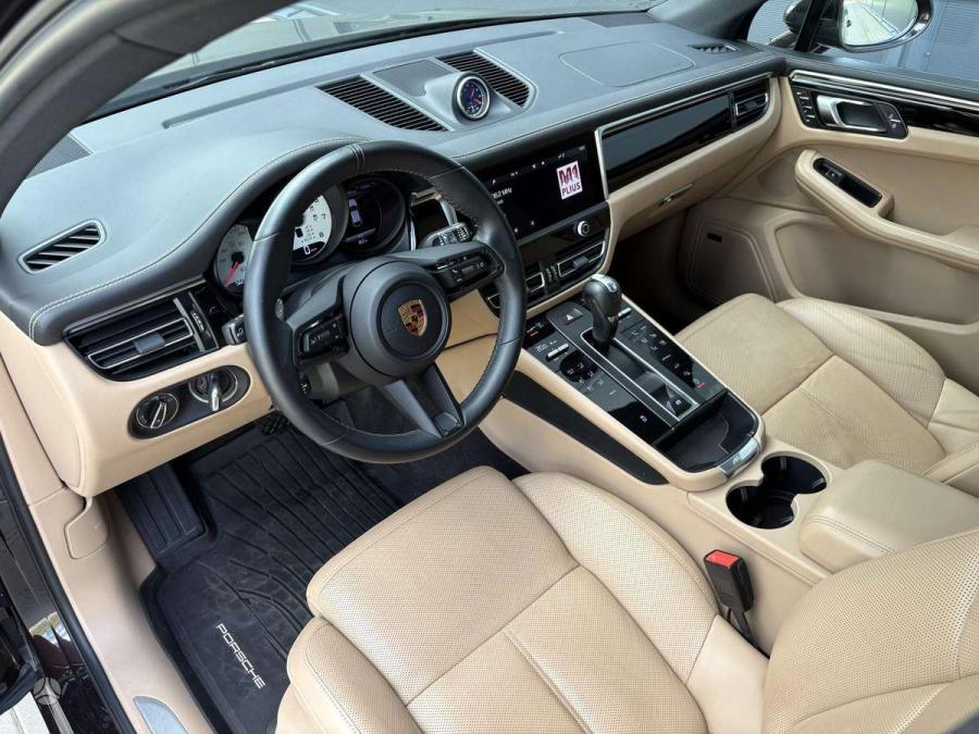 Brown Porsche Macan 2021 in Vilnius, with an engine capacity of 2.99 L and mileage of 57 thousand km for 49900 €, photo 11 on AUTOMOTO.COM.LV