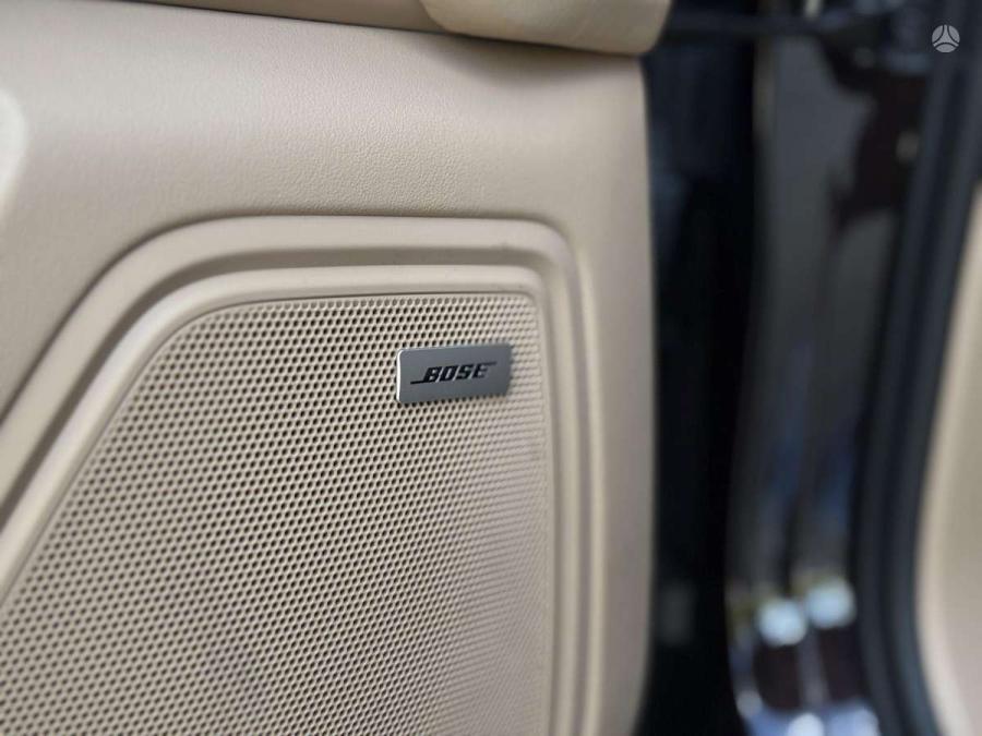 Brown Porsche Macan 2021 in Vilnius, with an engine capacity of 2.99 L and mileage of 57 thousand km for 49900 €, photo 14 on AUTOMOTO.COM.LV