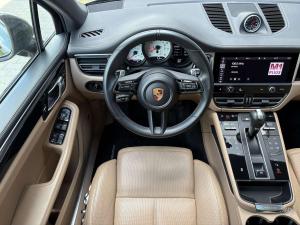 Brown Porsche Macan 2021 in Vilnius, with an engine capacity of 2.99 L and mileage of 57 thousand km for 49900 €, photo 21 on AUTOMOTO.COM.LV