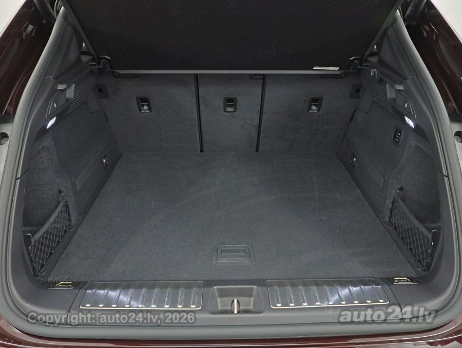 Brūns Porsche Macan 2026 Tallina, ar dzinēja tilpumu 0.00 L un nobraukumu 13 tūkst. km par 103000 €, foto 15 vietnē AUTOMOTO.COM.LV