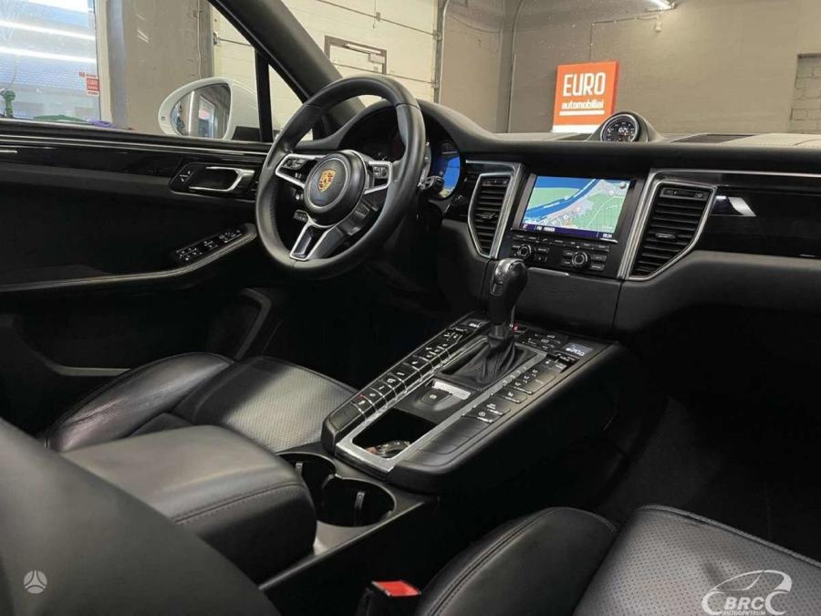 Porsche Macan 2014 Viļņa, ar dzinēja tilpumu 2.97 L un nobraukumu 295 tūkst. km par 15900 €, foto 3 vietnē AUTOMOTO.COM.LV