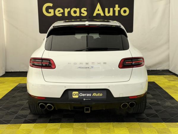Porsche Macan 2015 in Vilnius, with an engine capacity of 0.00 L and mileage of 0 thousand km for 25650 €, photo 5 on AUTOMOTO.COM.LV