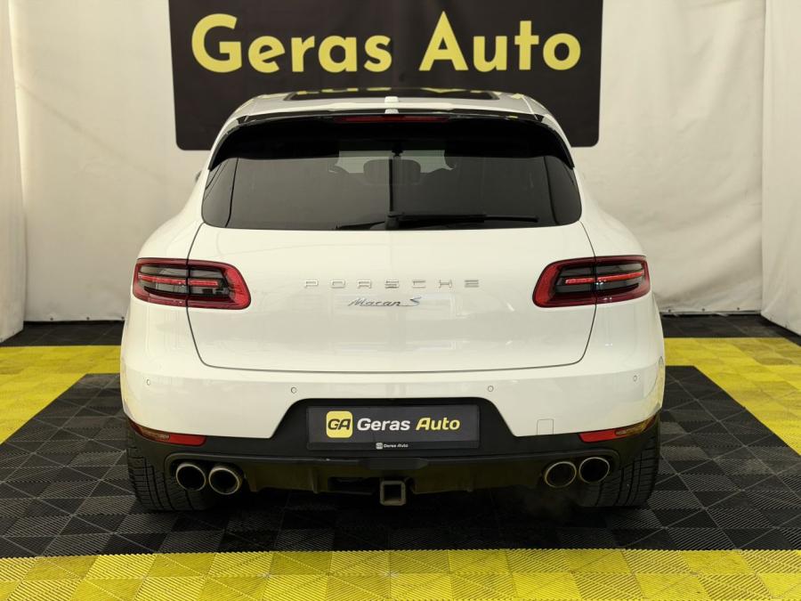 Porsche Macan 2015 in Vilnius, with an engine capacity of 0.00 L and mileage of 0 thousand km for 25650 €, photo 5 on AUTOMOTO.COM.LV