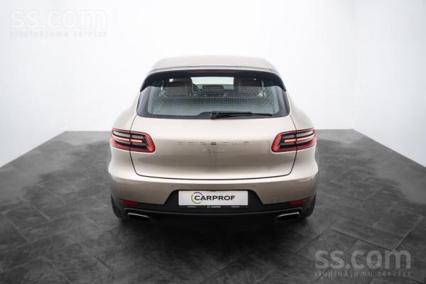 Porsche Macan 2016 in Tallinn, with an engine capacity of 2.00 L and mileage of 34 thousand km for 34900 €, photo 5 on AUTOMOTO.COM.LV
