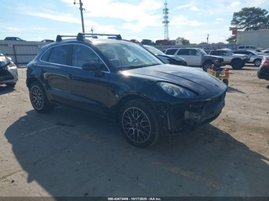 Porsche Macan 2016 in Klaipeda, with an engine capacity of 0.00 L and mileage of 0 thousand km for 8000 €, photo 1 on AUTOMOTO.COM.LV