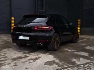 Porsche Macan 2016 in Gargzdai, with an engine capacity of 3.00 L and mileage of 169 thousand km for 19700 €, photo 5 on AUTOMOTO.COM.LV