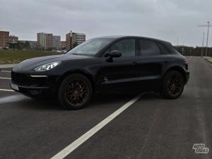 Porsche Macan 2016 in Gargzdai, with an engine capacity of 3.00 L and mileage of 169 thousand km for 19700 €, photo 11 on AUTOMOTO.COM.LV