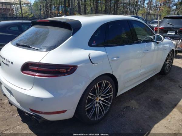 Porsche Macan 2017 in Klaipeda, with an engine capacity of 0.00 L and mileage of 0 thousand km for 13000 €, photo 3 on AUTOMOTO.COM.LV