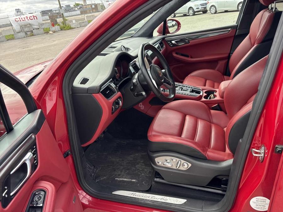 Porsche Macan 2017 in Vilnius, with an engine capacity of 3.60 L and mileage of 44 thousand km for 42500 €, photo 6 on AUTOMOTO.COM.LV