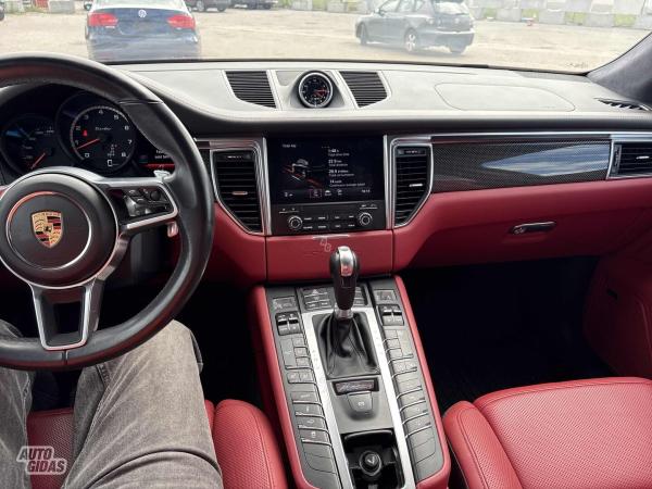 Porsche Macan 2017 in Vilnius, with an engine capacity of 3.60 L and mileage of 44 thousand km for 42500 €, photo 6 on AUTOMOTO.COM.LV