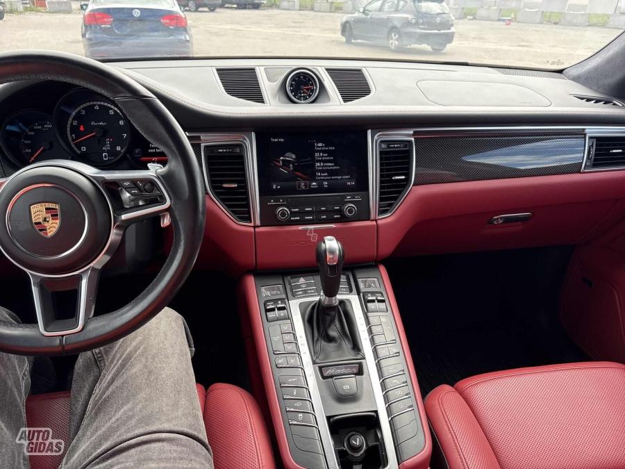 Porsche Macan 2017 in Vilnius, with an engine capacity of 3.60 L and mileage of 44 thousand km for 42500 €, photo 7 on AUTOMOTO.COM.LV