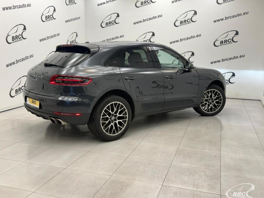 Porsche Macan 2017 in Vilnius, with an engine capacity of 3.00 L and mileage of 242 thousand km for 21000 €, photo 3 on AUTOMOTO.COM.LV