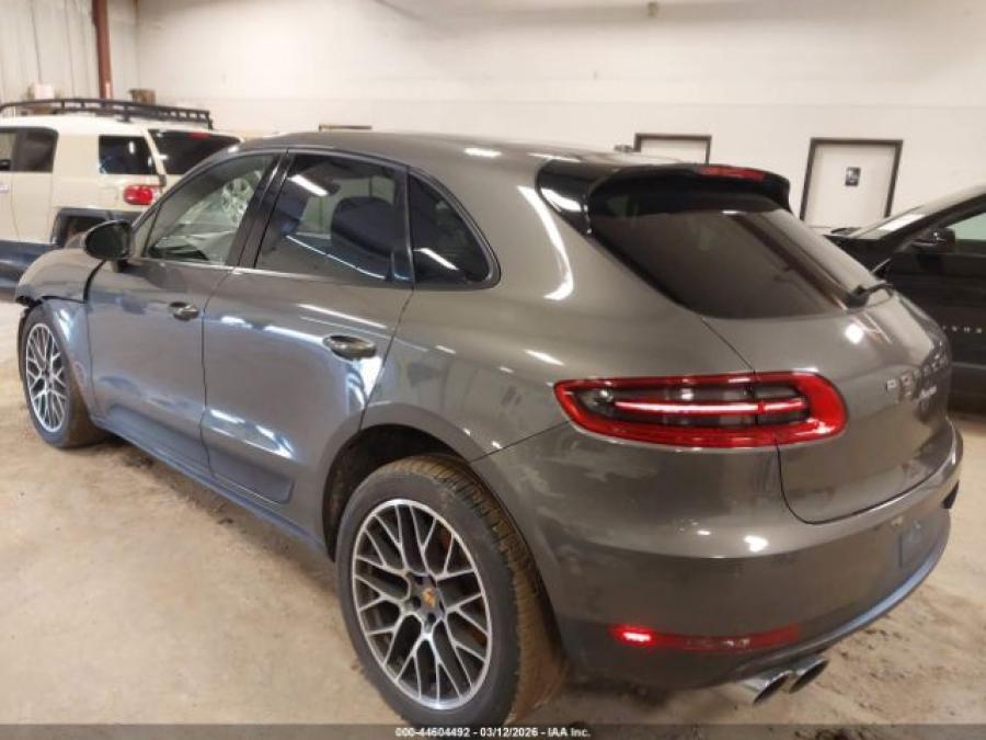 Porsche Macan 2018 in Klaipeda, with an engine capacity of 0.00 L and mileage of 0 thousand km for 10500 €, photo 4 on AUTOMOTO.COM.LV