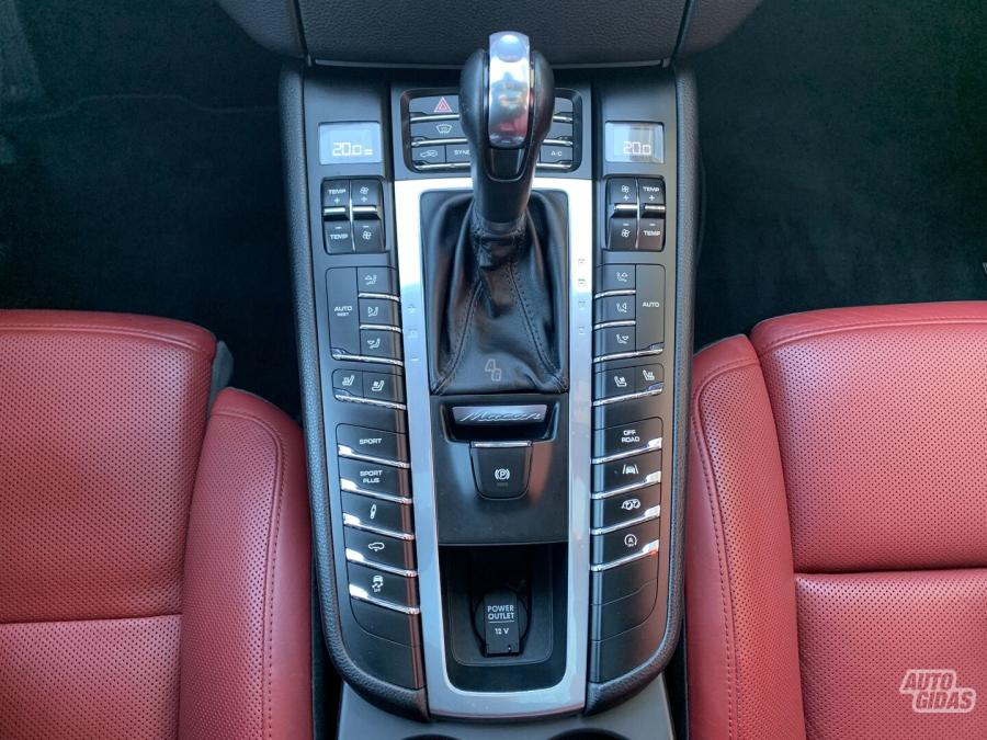 Porsche Macan 2018 Kauņa, ar dzinēja tilpumu 3.00 L un nobraukumu 120 tūkst. km par 37999 €, foto 29 vietnē AUTOMOTO.COM.LV