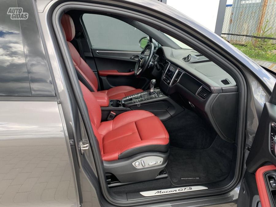 Porsche Macan 2018 Kauņa, ar dzinēja tilpumu 3.00 L un nobraukumu 120 tūkst. km par 37999 €, foto 32 vietnē AUTOMOTO.COM.LV