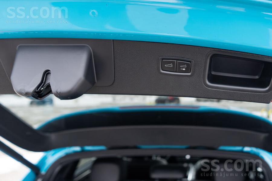 Porsche Macan 2019 Rīga, ar dzinēja tilpumu 2.00 L un nobraukumu 91 tūkst. km par 46900 €, foto 15 vietnē AUTOMOTO.COM.LV