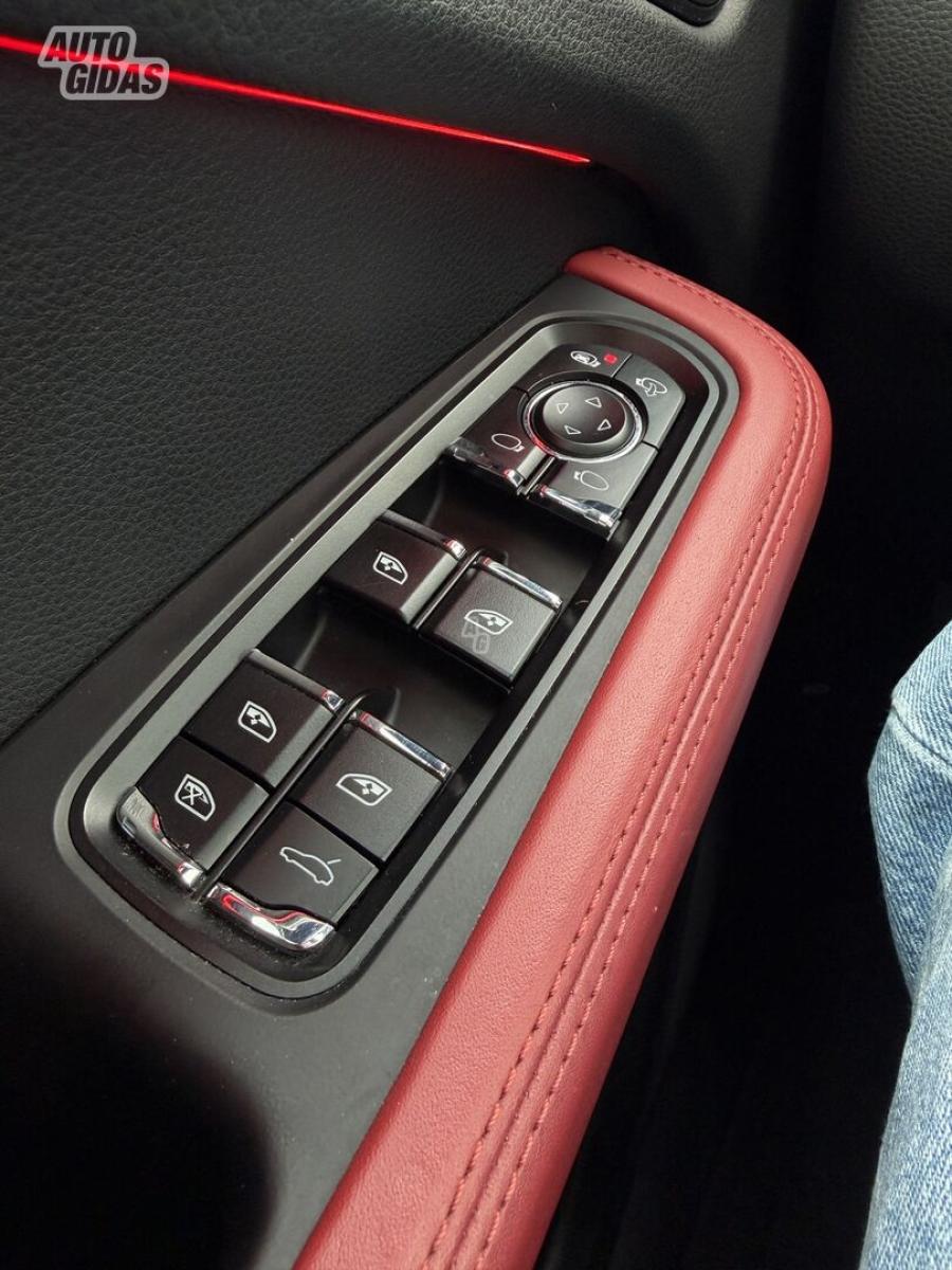 Porsche Macan 2020 Viļņa, ar dzinēja tilpumu 2.00 L un nobraukumu 77 tūkst. km par 38000 €, foto 19 vietnē AUTOMOTO.COM.LV