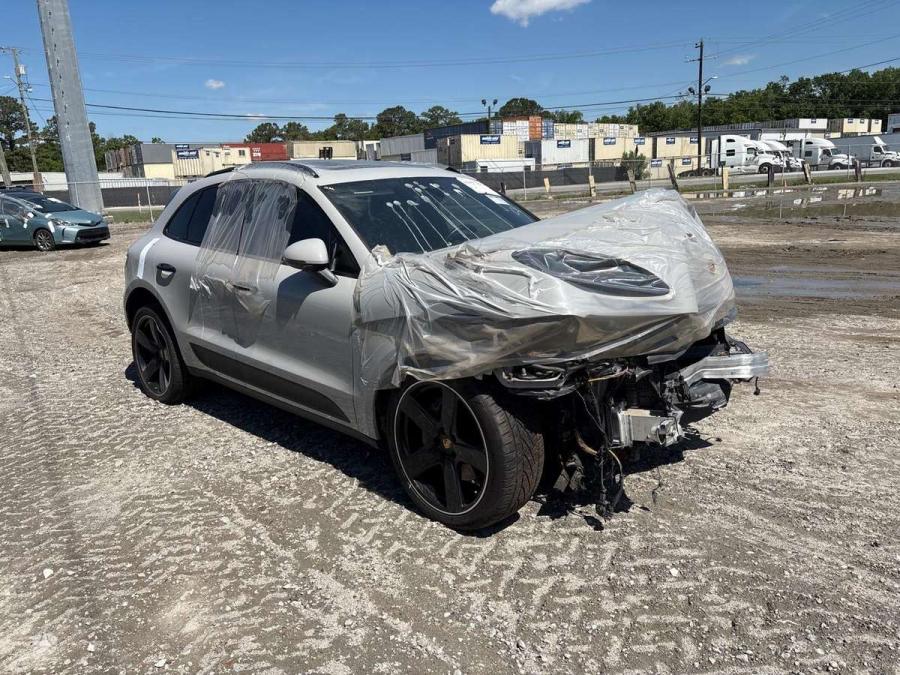 Porsche Macan 2021 Kauņa, ar dzinēja tilpumu 3.00 L un nobraukumu 72 tūkst. km par 14500 €, foto 4 vietnē AUTOMOTO.COM.LV