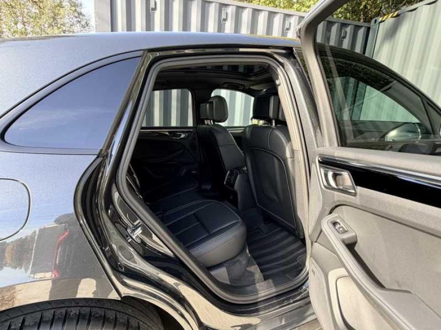 Porsche Macan 2022 Viļņa, ar dzinēja tilpumu 1.98 L un nobraukumu 57 tūkst. km par 42700 €, foto 6 vietnē AUTOMOTO.COM.LV