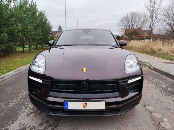 Porsche Macan 2023 Klaipėda, ar dzinēja tilpumu 1.98 L un nobraukumu 14 tūkst. km par 52500 €, foto 1 vietnē AUTOMOTO.COM.LV