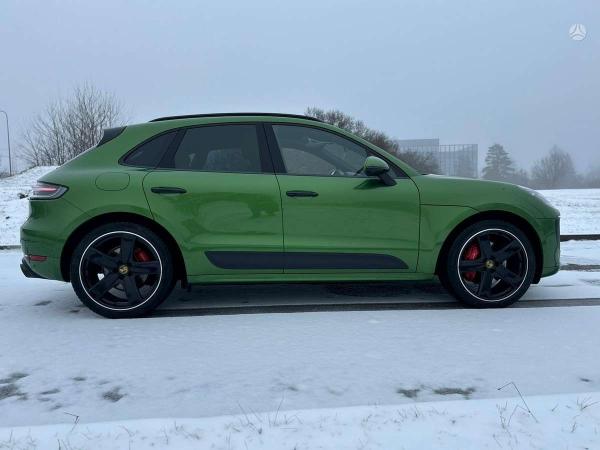 Zaļš Porsche Macan 2021 Viļņa, ar dzinēja tilpumu 2.89 L un nobraukumu 124 tūkst. km par 54500 €, foto 5 vietnē AUTOMOTO.COM.LV