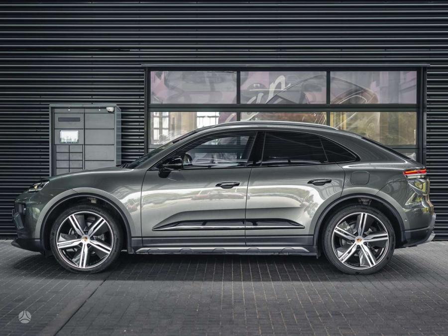 Zaļš Porsche Macan 2024 Viļņa, ar dzinēja tilpumu 0.00 L un nobraukumu 36 tūkst. km par 96911 €, foto 3 vietnē AUTOMOTO.COM.LV