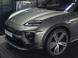 Zaļš Porsche Macan 2024 Viļņa, ar dzinēja tilpumu 0.00 L un nobraukumu 36 tūkst. km par 96911 €, foto 11 vietnē AUTOMOTO.COM.LV