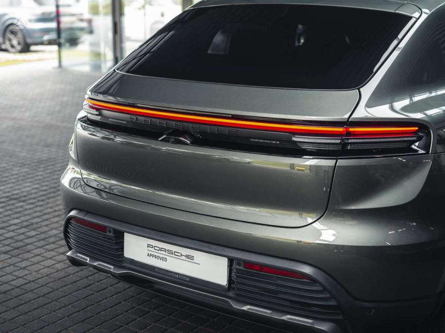 Zaļš Porsche Macan 2024 Viļņa, ar dzinēja tilpumu 0.00 L un nobraukumu 36 tūkst. km par 96911 €, foto 17 vietnē AUTOMOTO.COM.LV