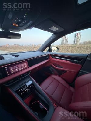 Zaļš Porsche Macan 2025 Rīga, ar dzinēja tilpumu 3.00 L un nobraukumu 23 tūkst. km par 80465 €, foto 8 vietnē AUTOMOTO.COM.LV