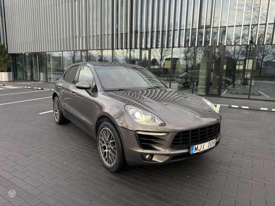 Pelēks Porsche Macan 2014 Kauņa, ar dzinēja tilpumu 2.97 L un nobraukumu 277 tūkst. km par 19800 €, foto 2 vietnē AUTOMOTO.COM.LV