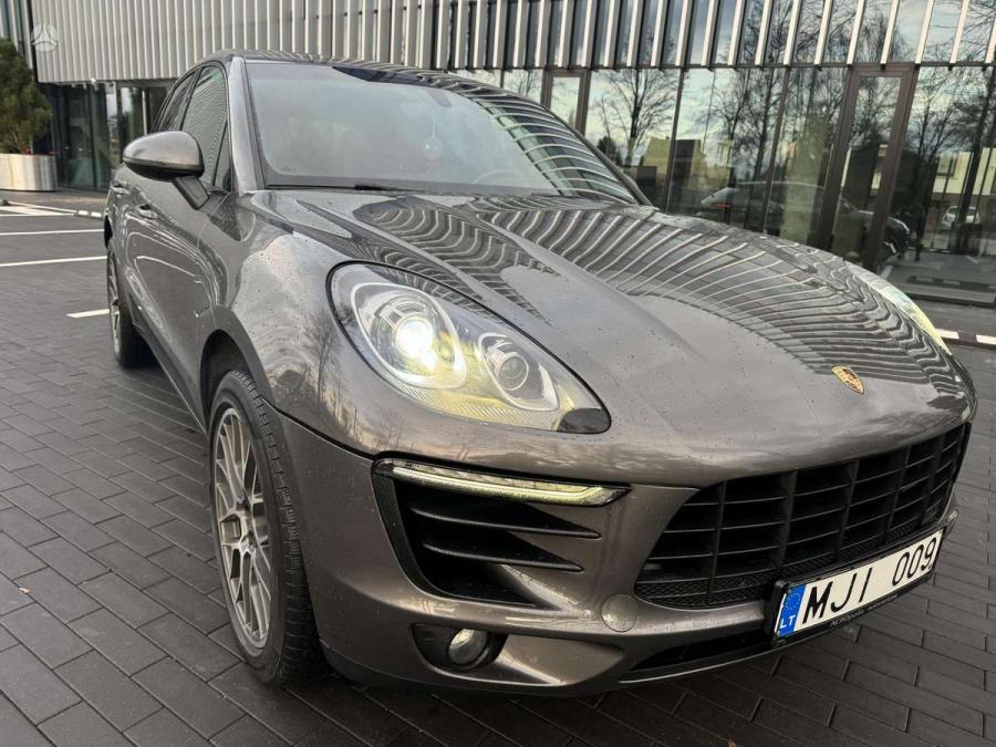 Pelēks Porsche Macan 2014 Kauņa, ar dzinēja tilpumu 2.97 L un nobraukumu 277 tūkst. km par 19800 €, foto 3 vietnē AUTOMOTO.COM.LV