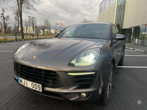 Grey Porsche Macan 2014 in Kaunas, with an engine capacity of 2.97 L and mileage of 278 thousand km for 18800 €, photo 2 on AUTOMOTO.COM.LV