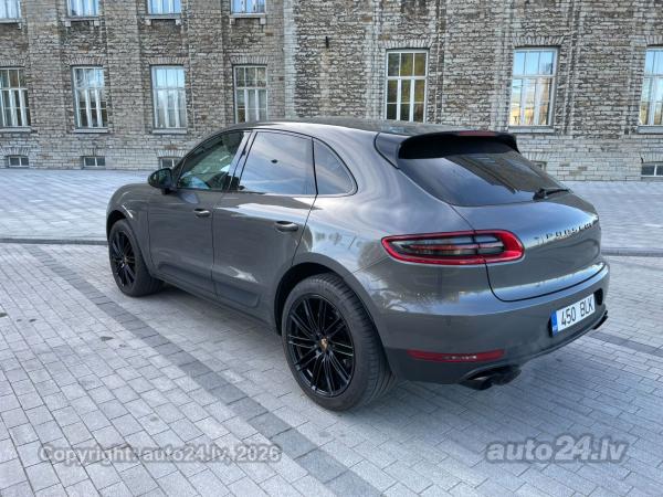 Pelēks Porsche Macan 2014 Tallina, ar dzinēja tilpumu 3.00 L un nobraukumu 209 tūkst. km par 28000 €, foto 3 vietnē AUTOMOTO.COM.LV