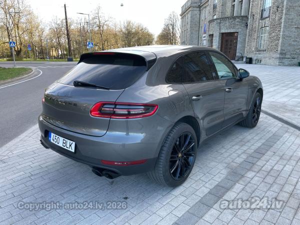 Pelēks Porsche Macan 2014 Tallina, ar dzinēja tilpumu 3.00 L un nobraukumu 209 tūkst. km par 28000 €, foto 5 vietnē AUTOMOTO.COM.LV