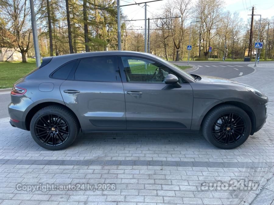 Grey Porsche Macan 2014 in Tallinn, with an engine capacity of 3.00 L and mileage of 209 thousand km for 28000 €, photo 7 on AUTOMOTO.COM.LV