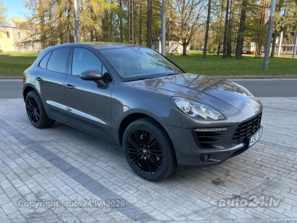 Pelēks Porsche Macan 2014 Tallina, ar dzinēja tilpumu 3.00 L un nobraukumu 209 tūkst. km par 28000 €, foto 7 vietnē AUTOMOTO.COM.LV
