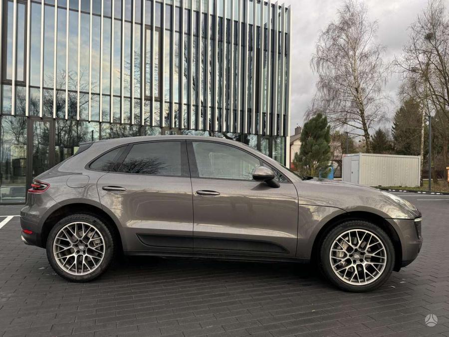 Pelēks Porsche Macan 2014 Kauņa, ar dzinēja tilpumu 2.97 L un nobraukumu 285 tūkst. km par 18500 €, foto 7 vietnē AUTOMOTO.COM.LV